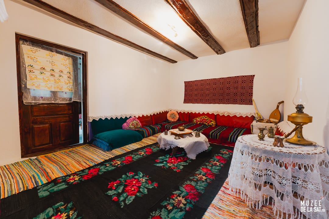 Tur virtual Casa Tradițională Turcească - Muzee de la sat
